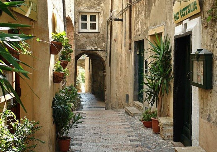 Top 10 Most Beautiful Streets In Italy